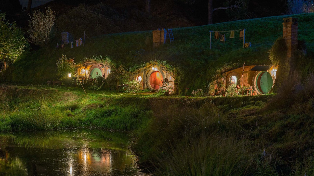 Hobbiton Movie Set Experience + Banquet Feast - Auckland, New Zealand