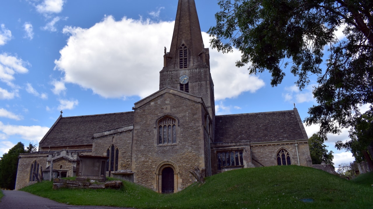 Downton Abbey Private Cotswolds Tour with Highclere Castle - London ...